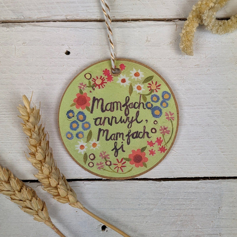 Welsh Ornaments & Decor — Keepsakes for Home | Welsh Gift Shop