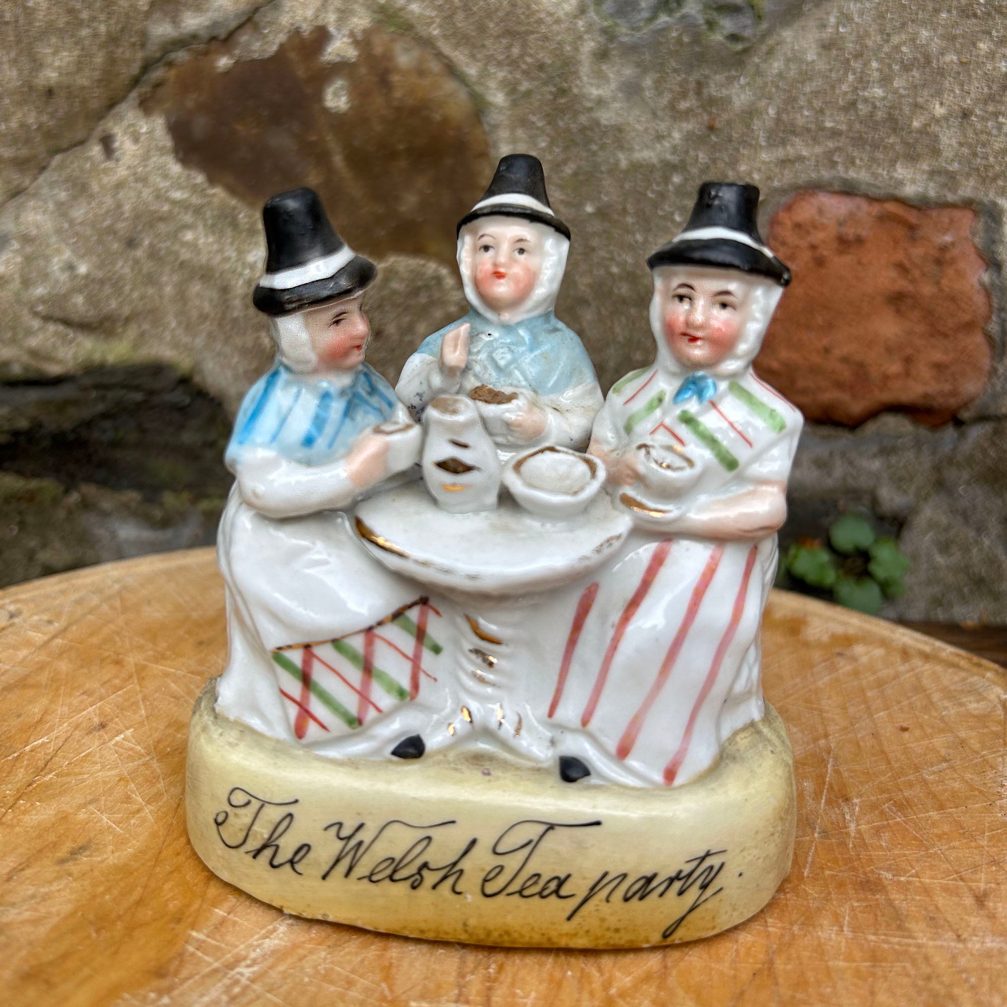 Ornament / Fairing - Welsh Ladies - The Welsh Tea Party - Antique (Pre ...