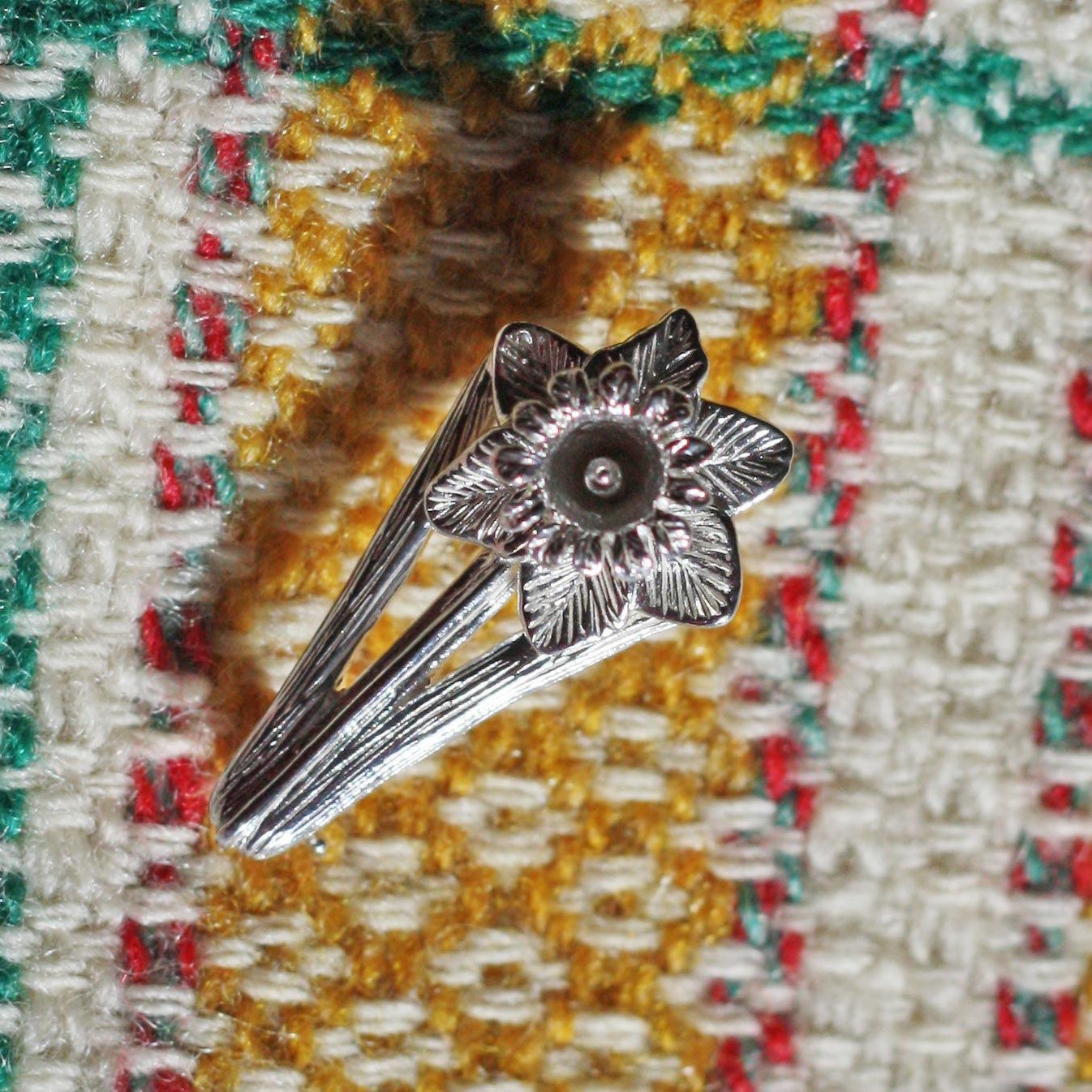 Pin / Brooch - Welsh Daffodil - Sterling Silver or Gold Plated