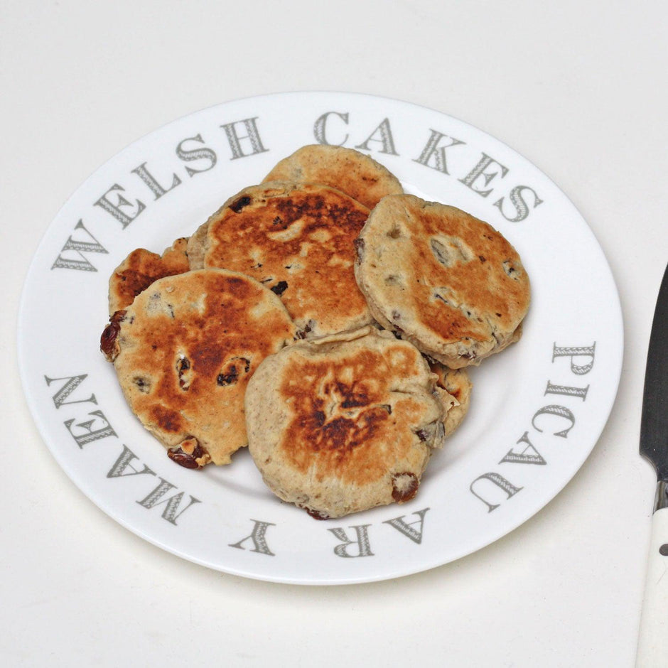 Fat Bottom Welsh Cakes — Tasty Gifts from Wales | Welsh Gift Shop